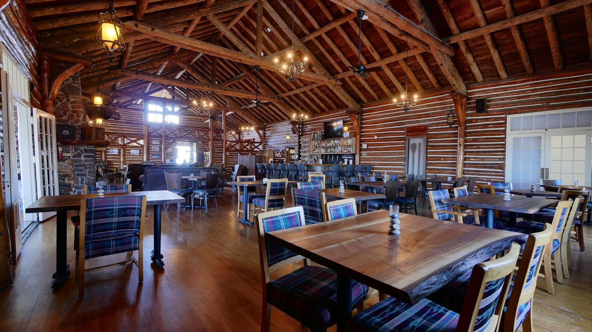 PICTOU LODGE BEACH RESORT | ⋆⋆⋆ | CANADA | SEASON DEALS FROM $131