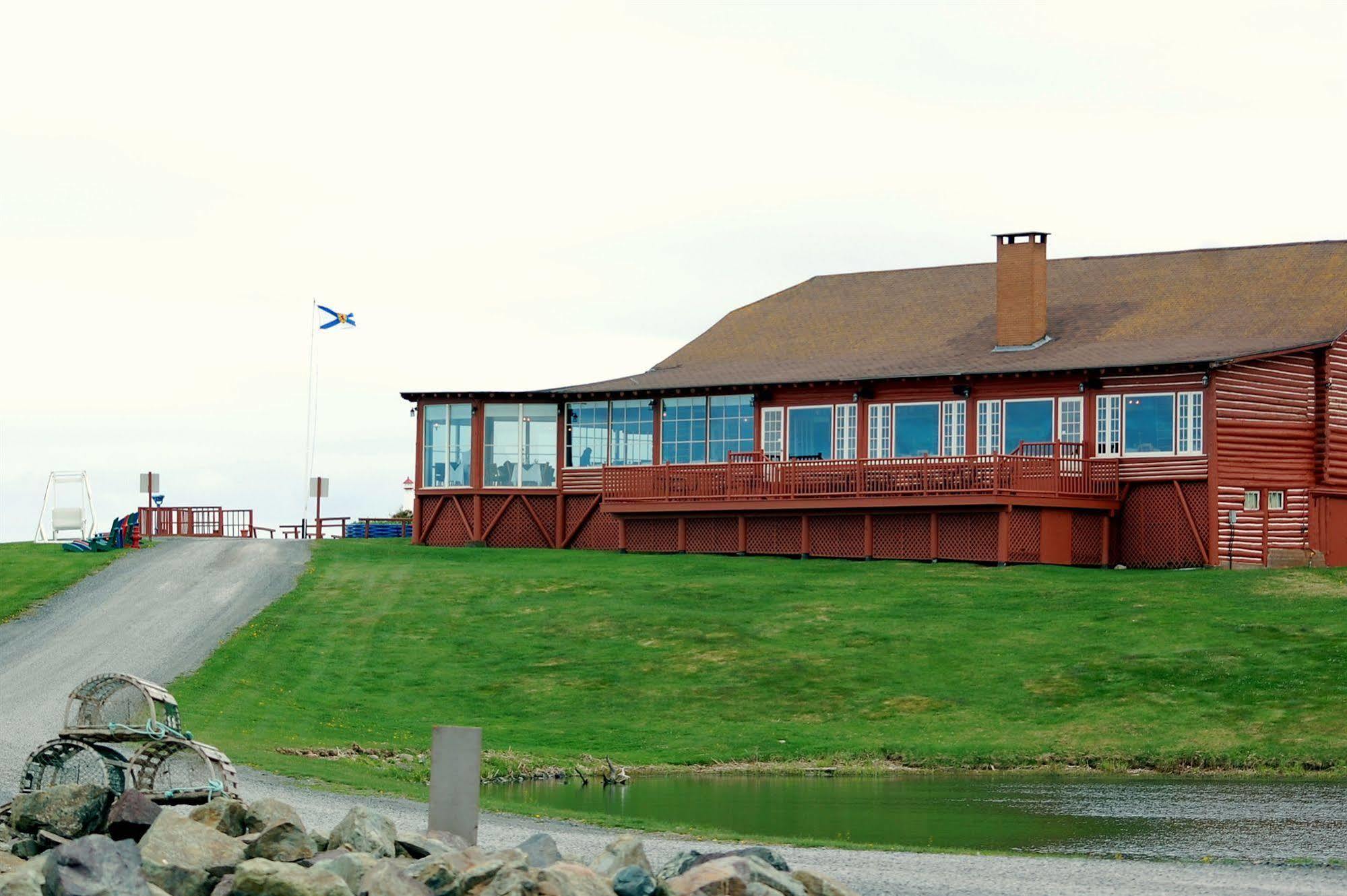 PICTOU LODGE BEACH RESORT | ⋆⋆⋆ | CANADA | SEASON DEALS FROM $131